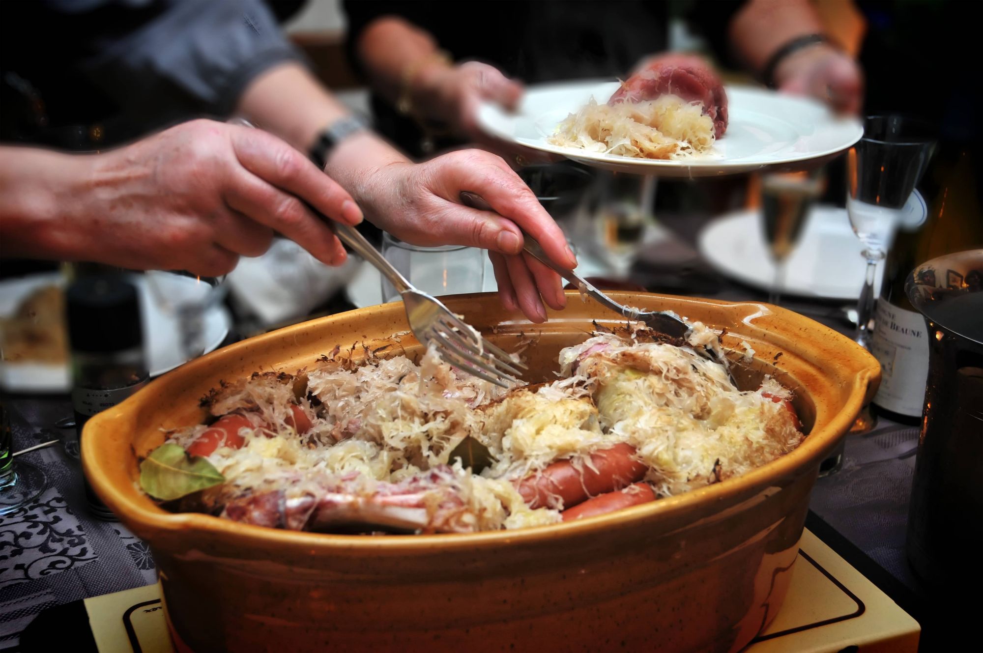 3 plats emblématiques de la cuisine alsacienne | Restaurant L'Abreuvoir ...
